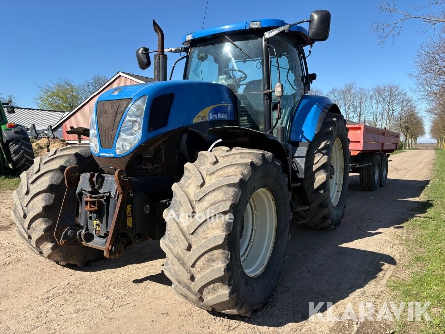 Prodaje se New Holland T7050 traktor točkaš na aukciji