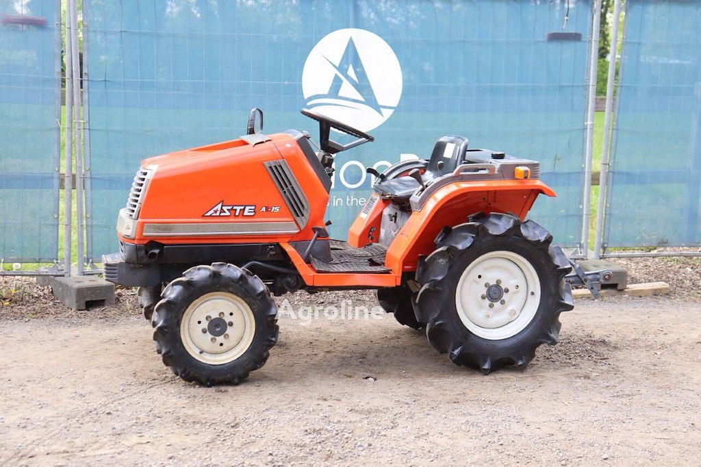 Prodaje se Kubota A15 Aste traktor točkaš na aukciji