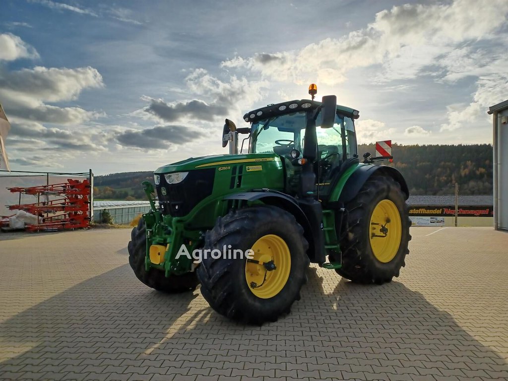 Novi John Deere 6250R - Command PRO, Reifendruckregelanlage traktor točkaš