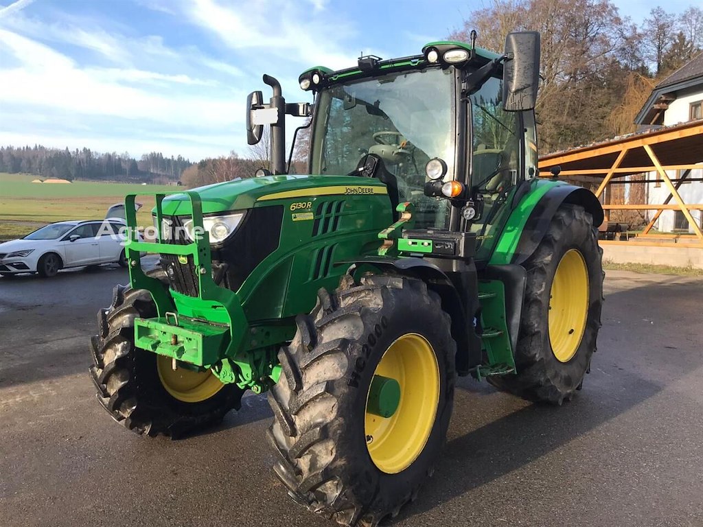 John Deere 6130R traktor točkaš