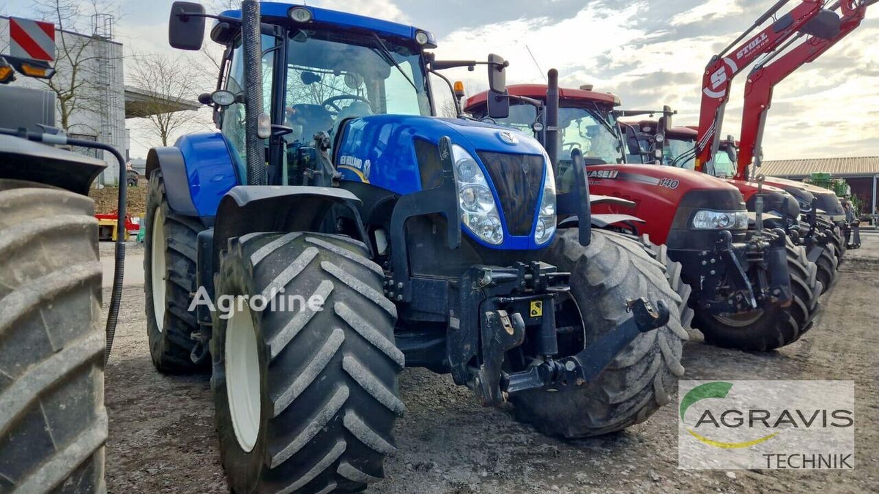 New Holland T 7.220 POWER COMMAND traktor točkaš
