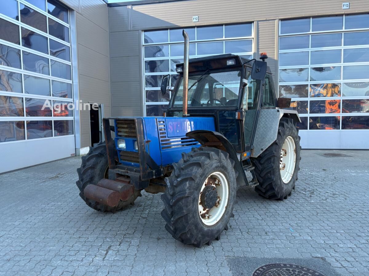 Prodaje se New Holland 110-90 DT traktor točkaš na aukciji