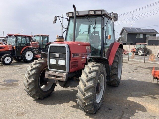 Massey Ferguson 6140 traktor točkaš