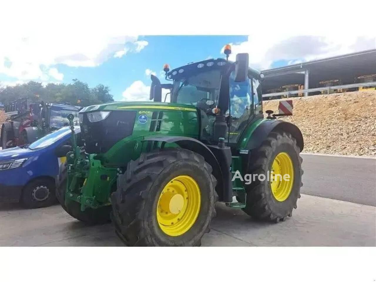 John Deere 6250r traktor točkaš