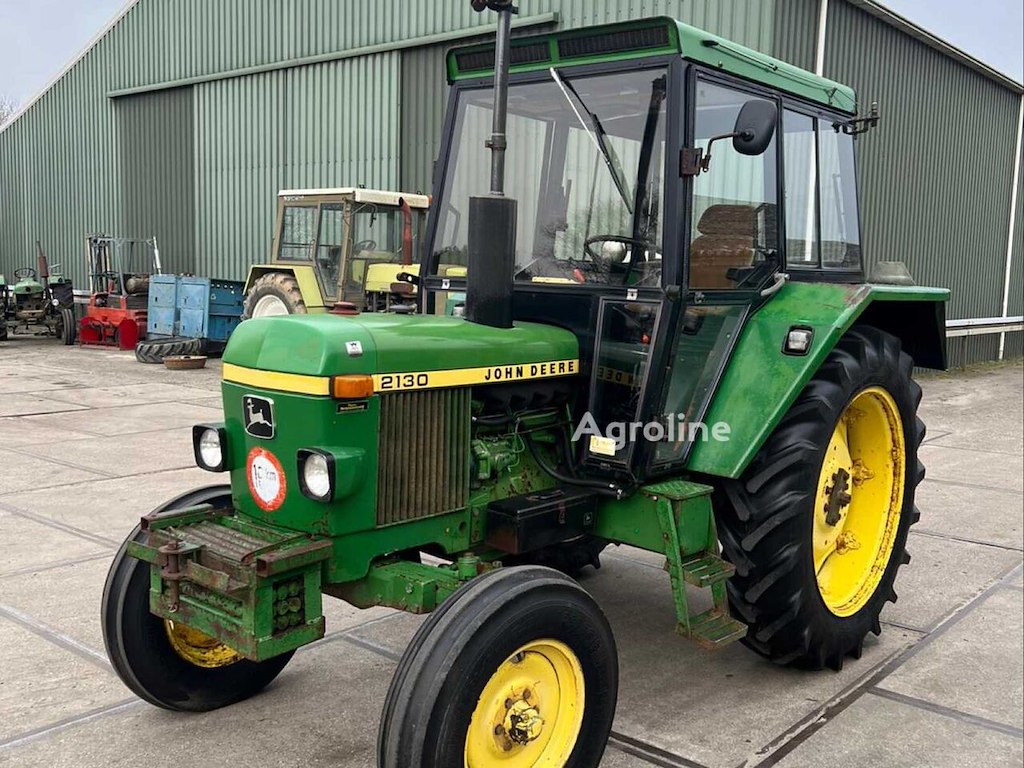Prodaje se John Deere 2130 traktor točkaš na aukciji