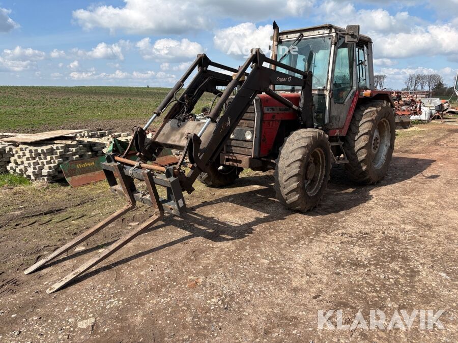 Prodaje se Massey Ferguson 675 traktor točkaš na aukciji