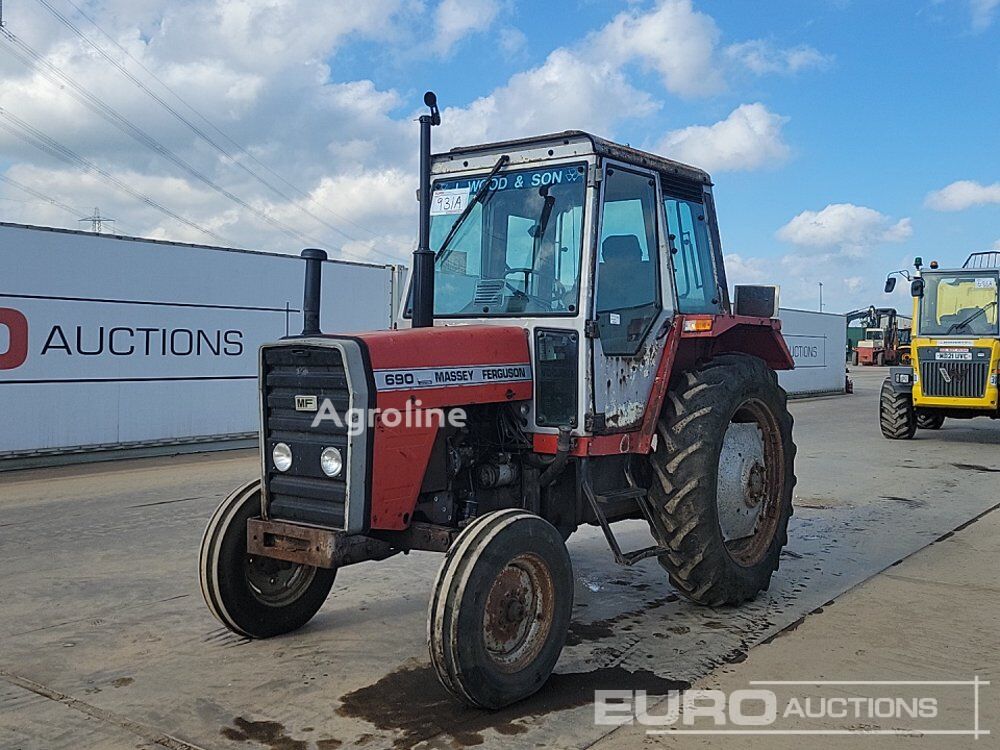 Prodaje se Massey Ferguson 690 traktor točkaš na aukciji