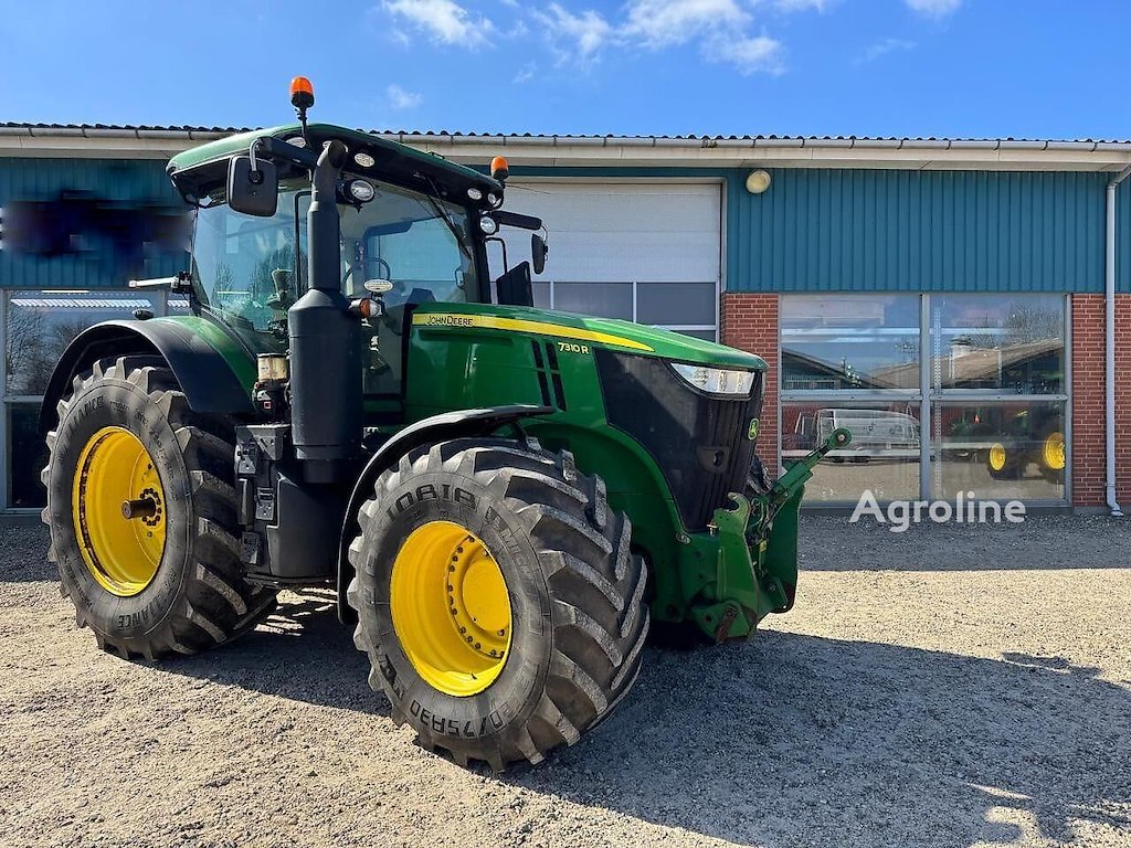 John Deere 7310R traktor točkaš