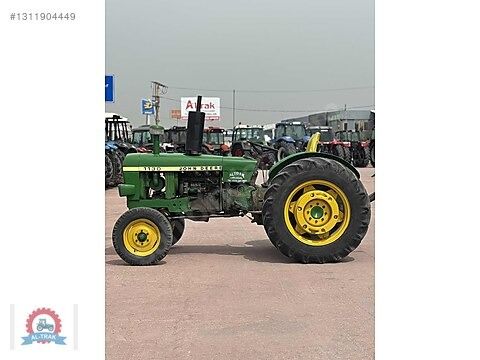 John Deere 1130 traktor točkaš