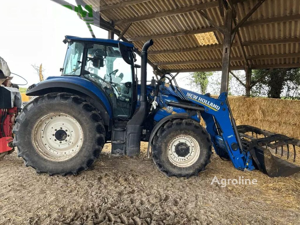 New Holland t5.100 evolution traktor točkaš