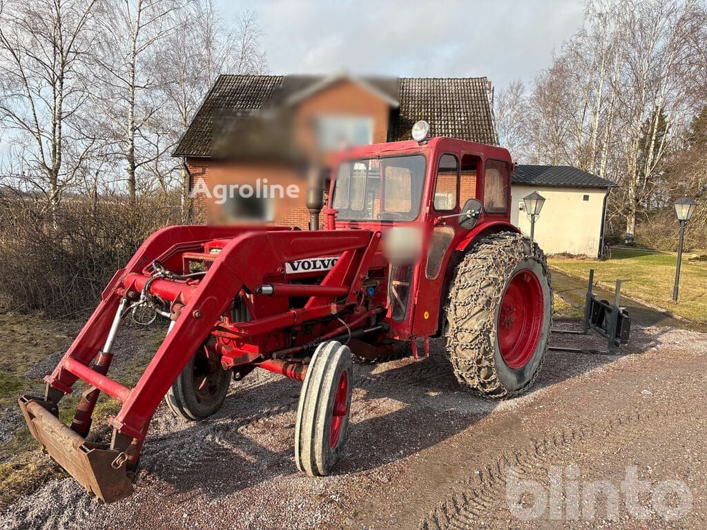 Prodaje se Volvo T 600 traktor točkaš na aukciji