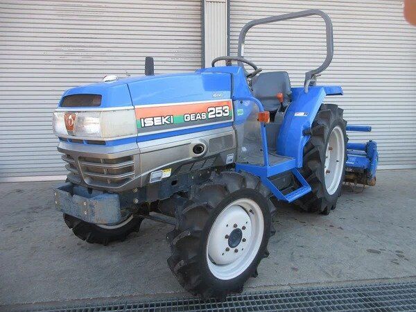 Iseki TRACTOR(ISEKI) traktor točkaš