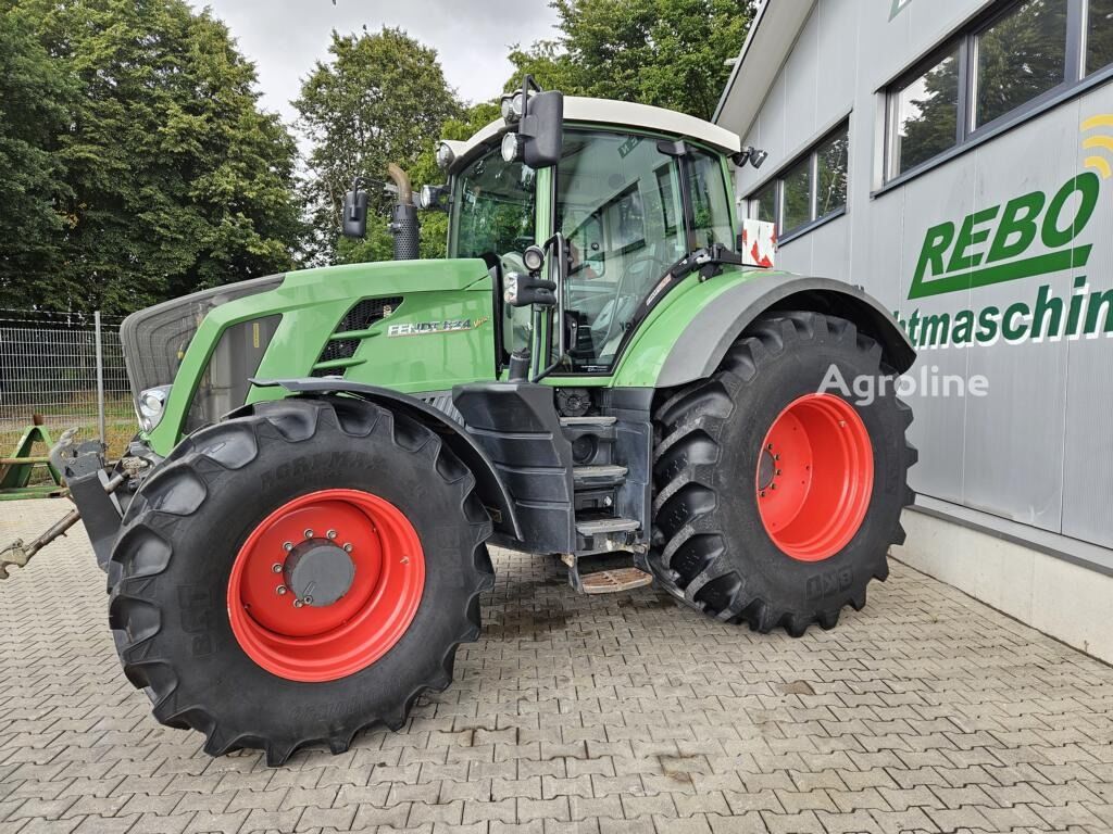 Fendt 824 VARIO PROFI PLUS traktor točkaš