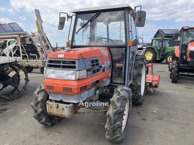 Kubota GL27 mini traktor