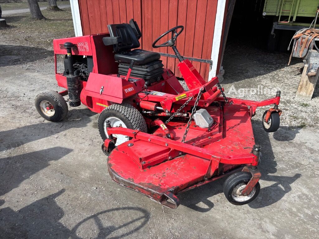 Prodaje se Toro Groundmaster 322-D traktor kosilica na aukciji