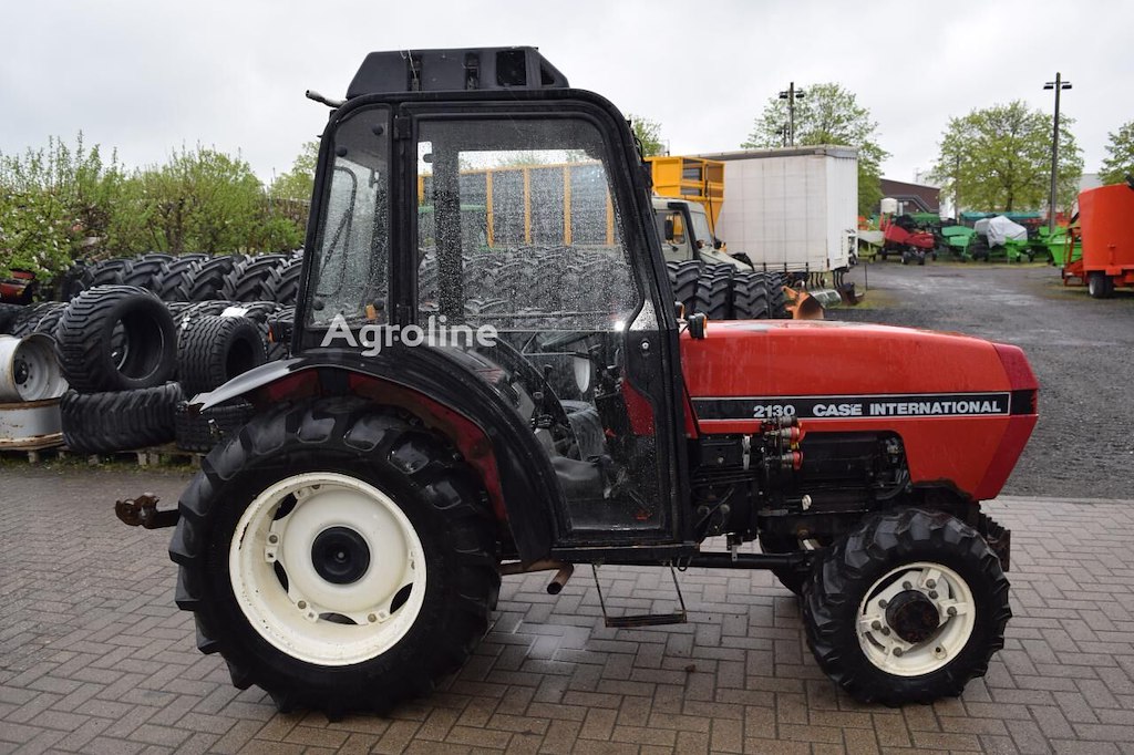 Case IH Case 2130 V vinogradarski traktor