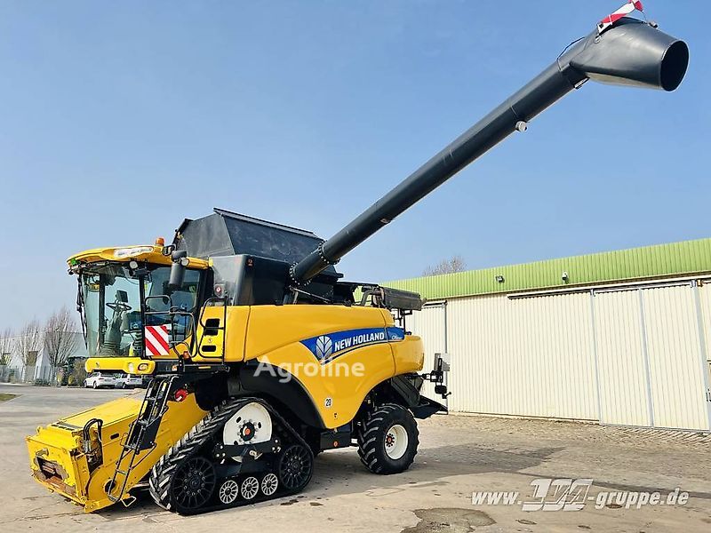 New Holland CR8080 kombajn za žito