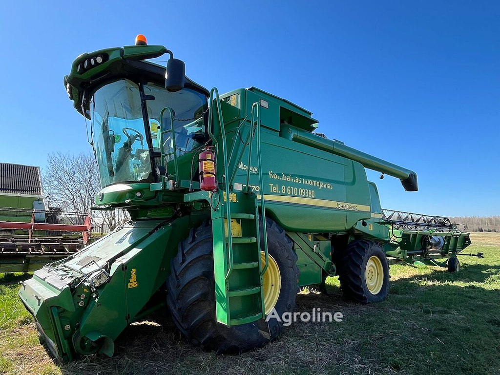 John Deere T670 kombajn za žito
