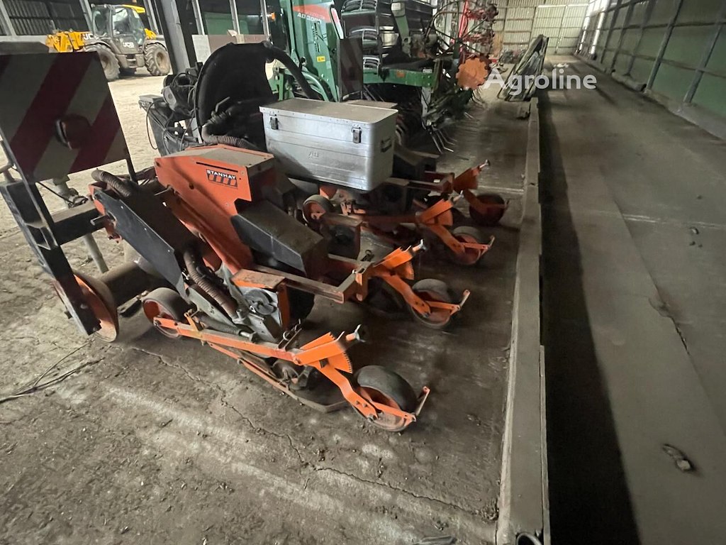 Stanhay 4 Möhrensähmaschine ručna sejalica