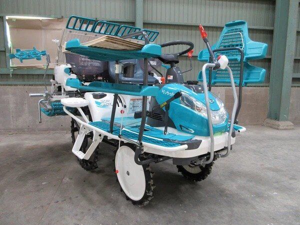 Kubota RICE TRANSPLANTER(Kubota) sadilica rasada