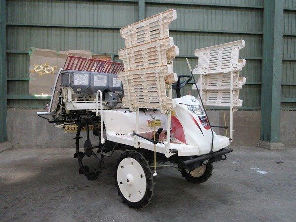 Yanmar RICE TRANSPLANTER(Yanmar) sadilica rasada