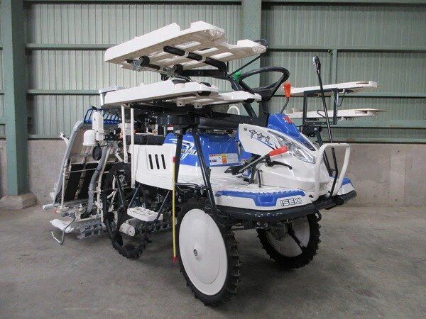Iseki RICE TRANSPLANTER(ISEKI) sadilica rasada
