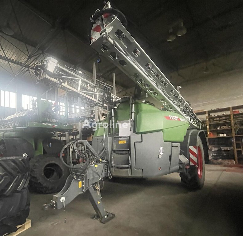 Fendt Rogator vučena prskalica