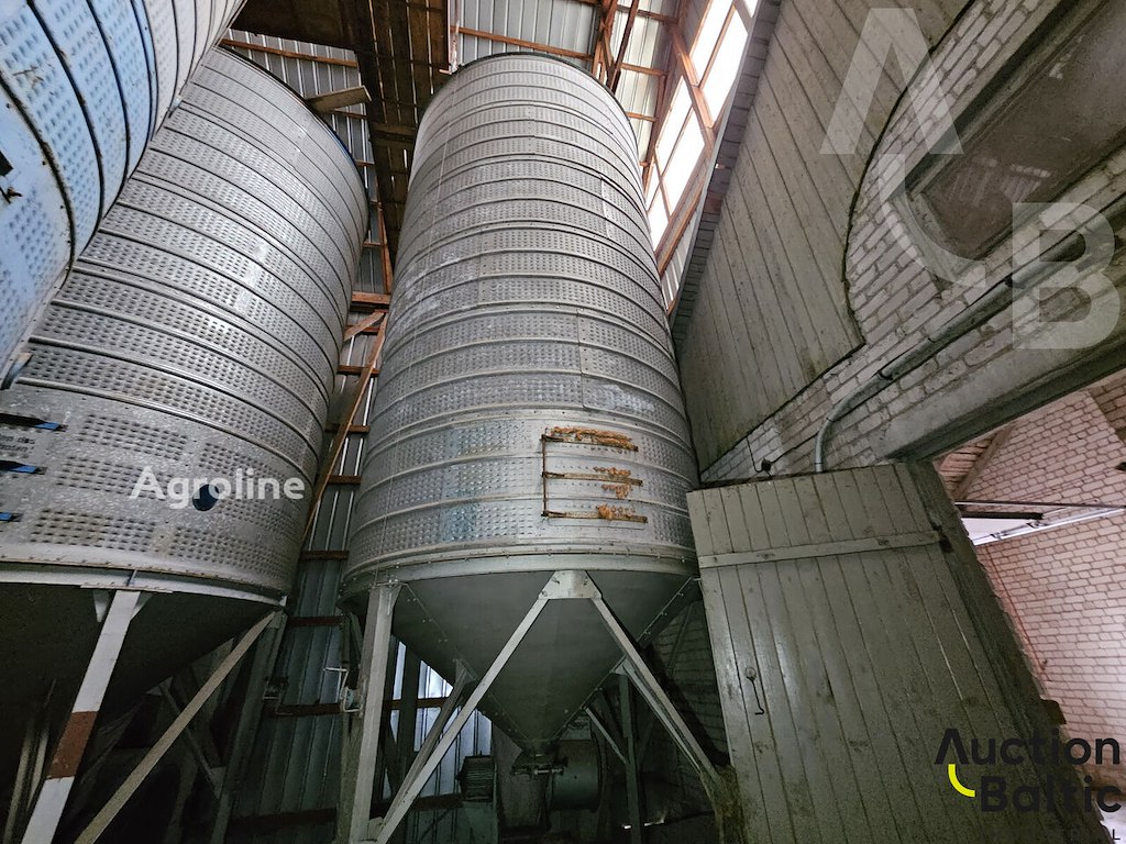 Prodaje se Fortschritt silos na aukciji