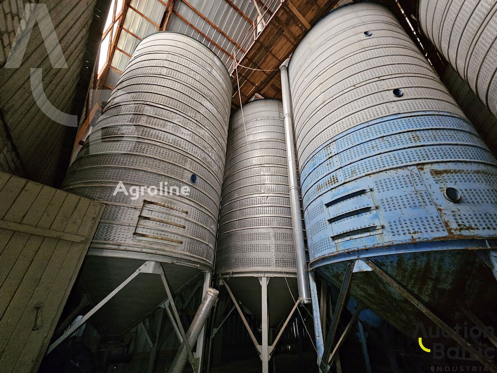 Prodaje se Fortschritt silos na aukciji