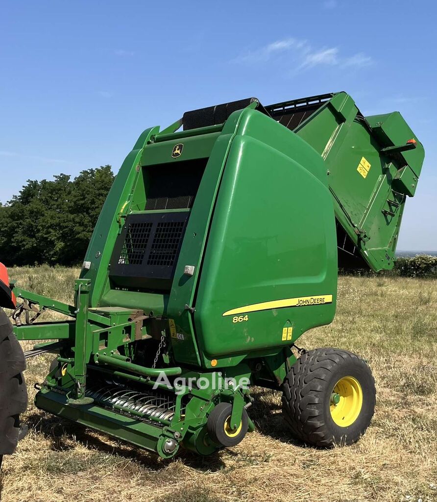 John Deere 864 Premium MaxiCut balirka za okrugle bale