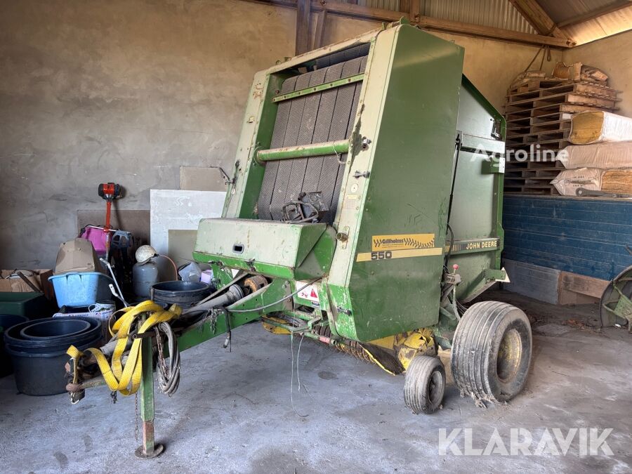 Prodaje se John Deere 550 balirku za okrugle bale na aukciji