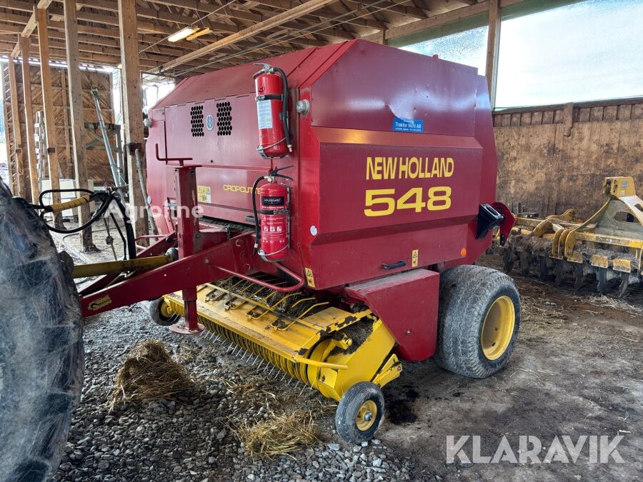 Prodaje se New Holland 548 balirku za okrugle bale na aukciji