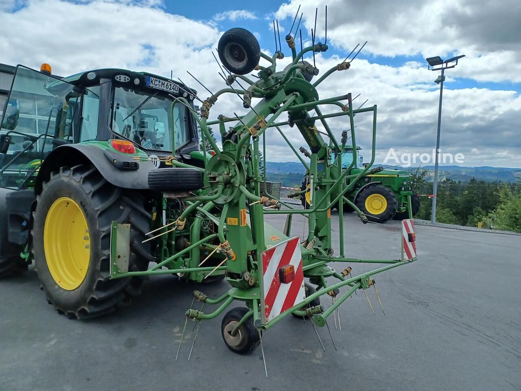 Krone KW 6.70/6 prevrtač sena