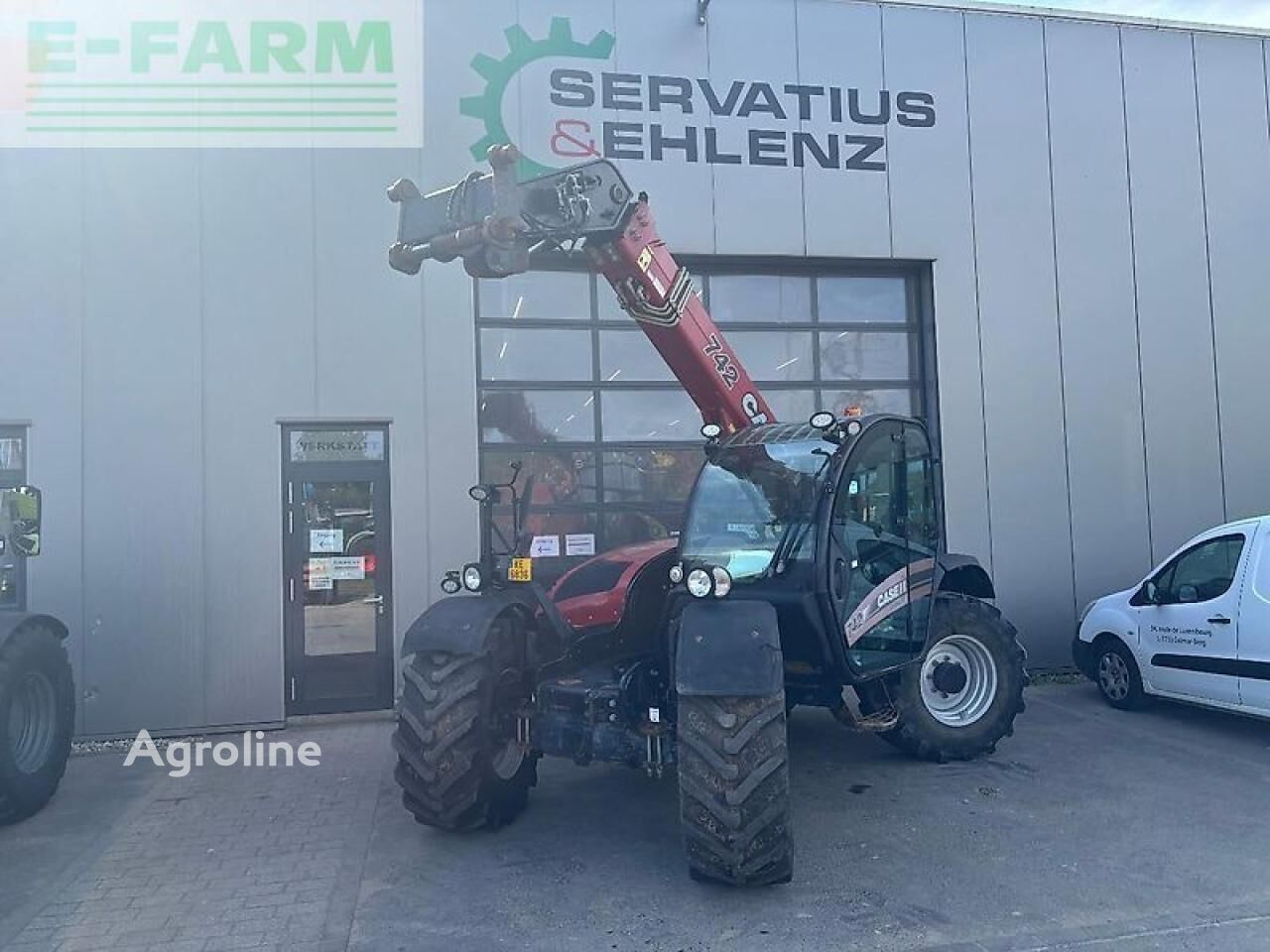 Case IH 742 farmlift nur 3330 std. poljoprivredni utovarivač