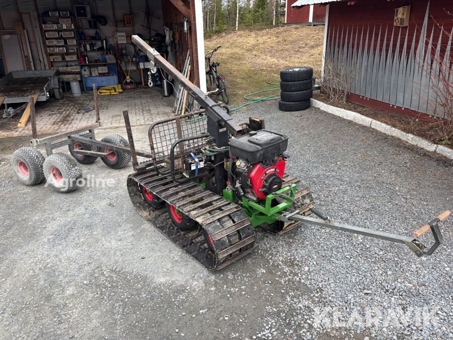 Prodaje se Minilunnare Oxen forvarder na aukciji