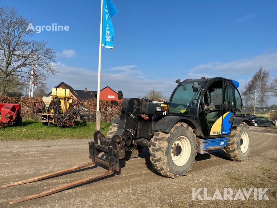 Prodaje se New Holland LM 5060 forvarder na aukciji
