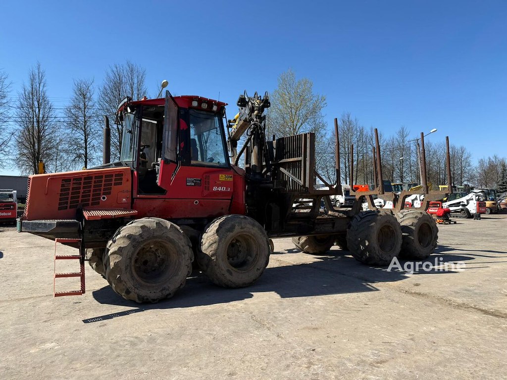 Valmet 840 forvarder