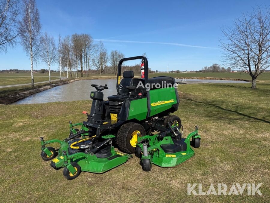 Prodaje se John Deere 1600 Turbo kosilicu za travu na aukciji