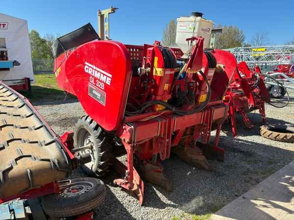 Grimme GL 32 B sejalica za krompir