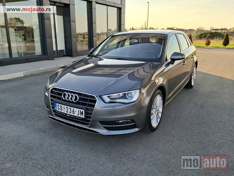 Audi A3 1.6 TDI DSG-S LINE