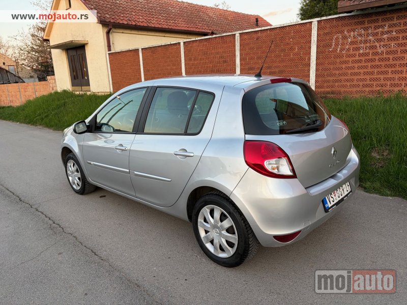 Renault Clio 1,2b 55kw Odlican, radi klima