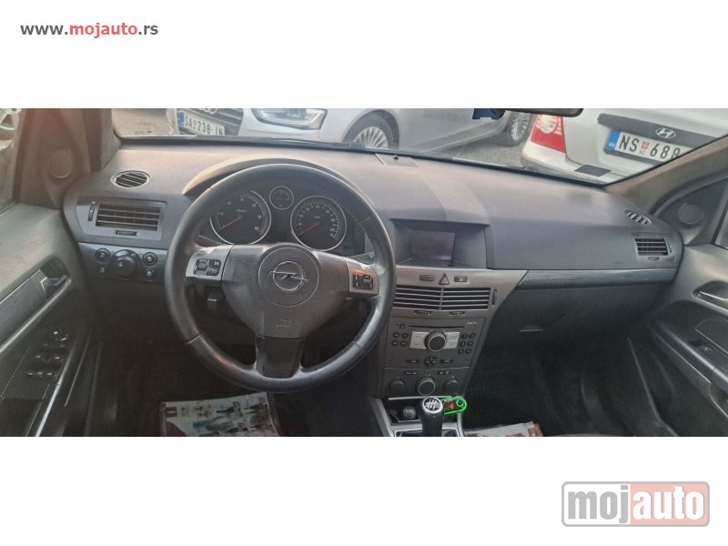 Opel Astra H