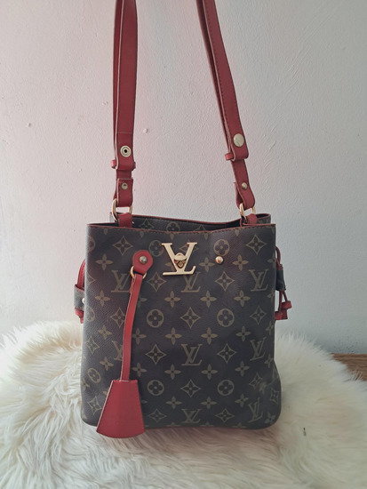 Louis vuitton torba