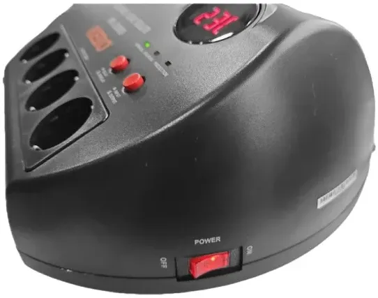 Kebo Stabilizator napona 2000VA 1200W,Crna,Displej