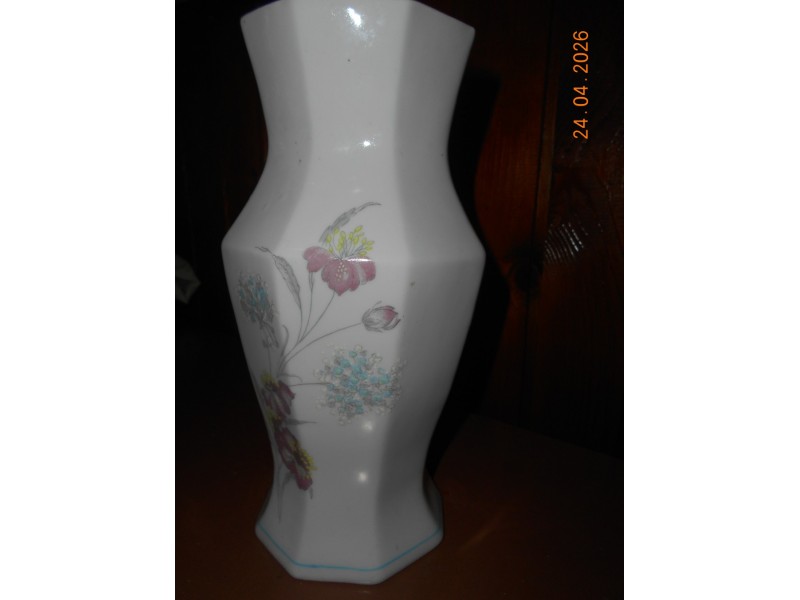 BELA PORCELAN 8-ugaona vaza sa zigom 24cm