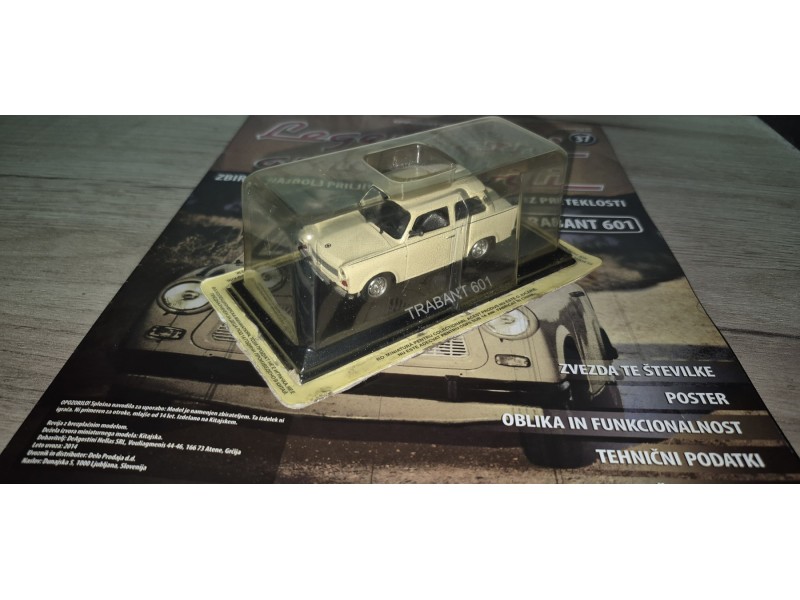 DeAgostini Legendarni Automobili Trabant 601 1:43