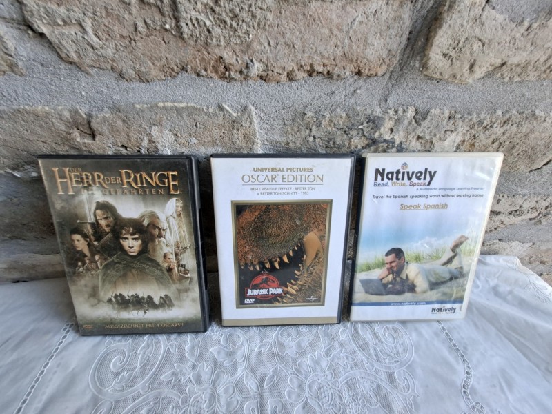 3 dvd a sa slike****