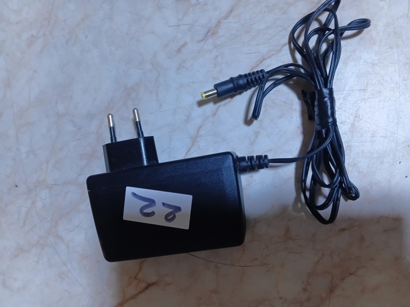 AC Adapter APD WA23A15FG 15v1.50a