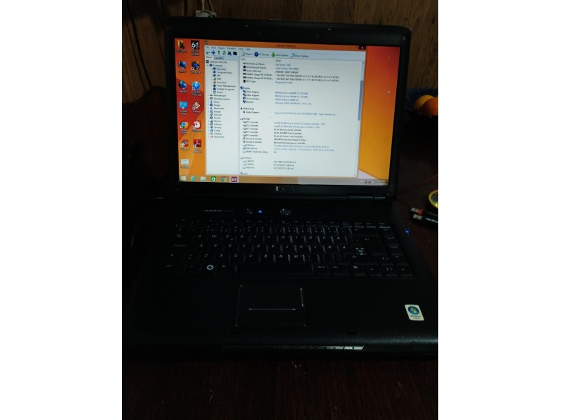 9. LAPTOP Dell Vostro 1500