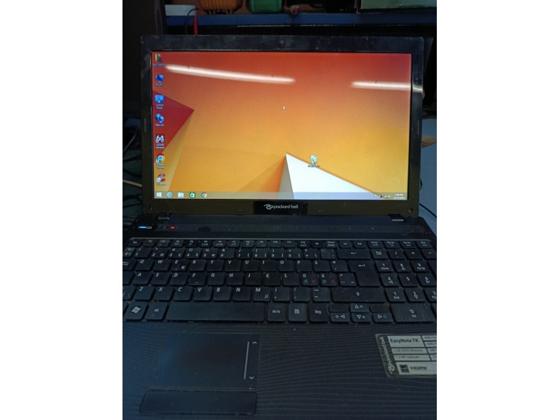 12. LAPTOP Pacard Bell EasyNote TK11BZ